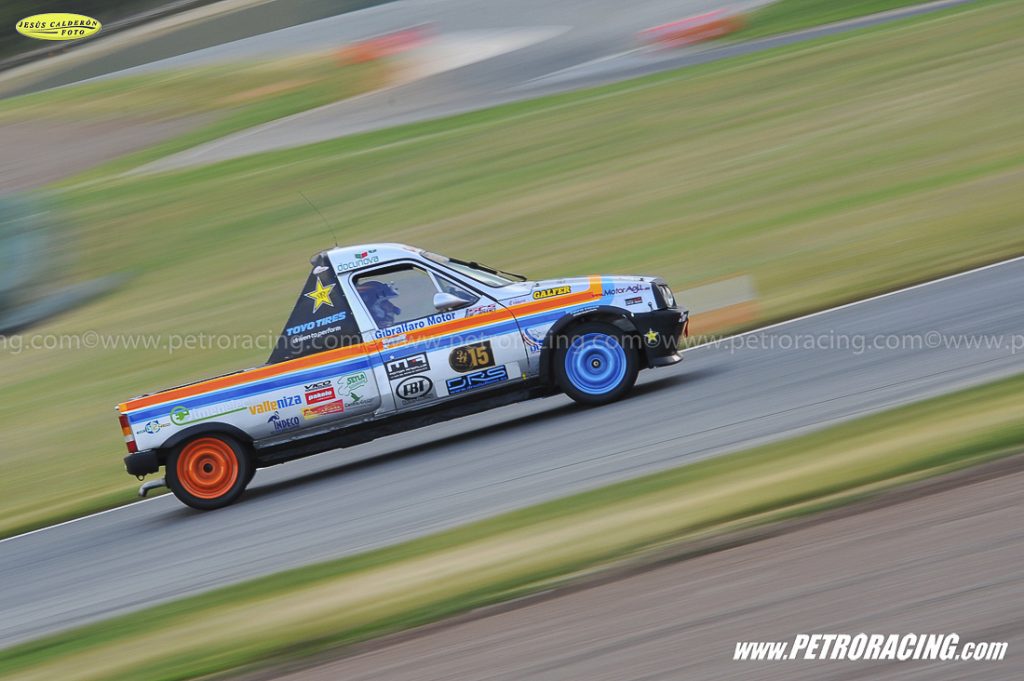 UNA C15 PICK UP EN LAS 24 HORAS DE ASCARI - PetroRacing